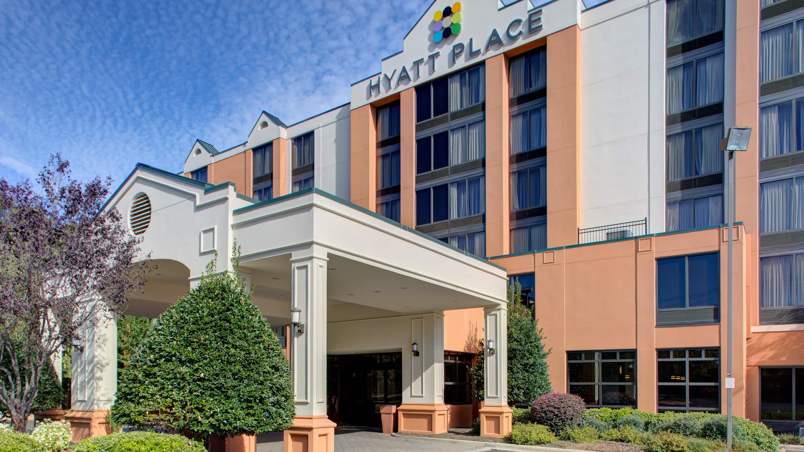 4th Night Free At Many Hyatt Place And Hyatt Regency Hotels